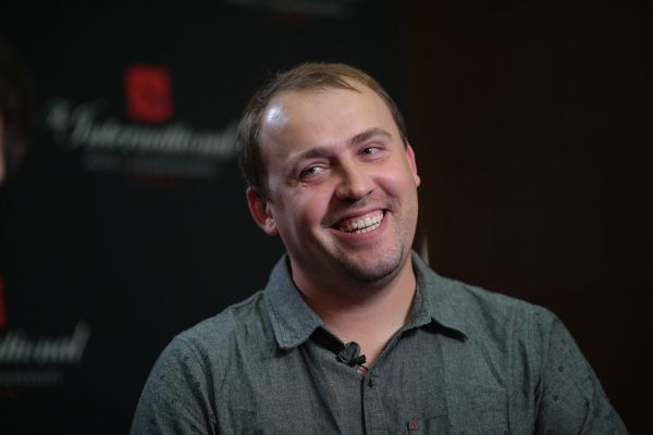 V1lat: «До конца года мы регулярно будем анонсировать новых талантов ...