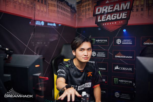 Iceiceice добавил новую награду на свой Twitch-канал — за 100 млн очков ...