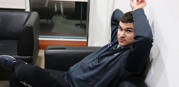 Bzm вернулся на первое место в европейском ладдере Dota 2