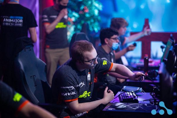 Save- — третий по количеству сыгранных матчей в Dota 2 за неделю среди ...