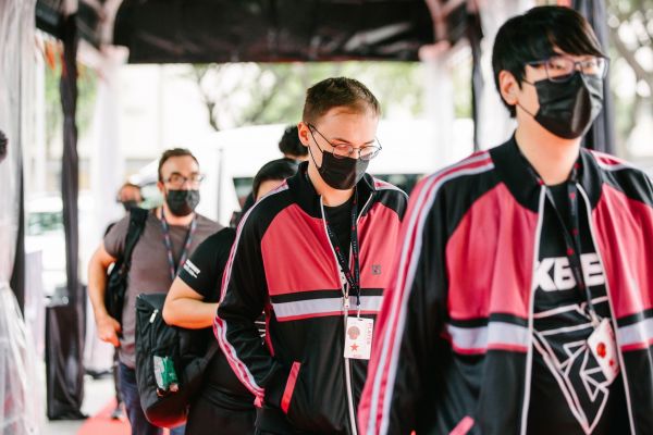 Nine: «Я думаю, что мы единственная команда, которая сохранит состав»