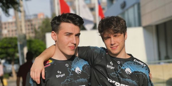 Team Spirit показали фото с медиадня на The Lima Major 2023