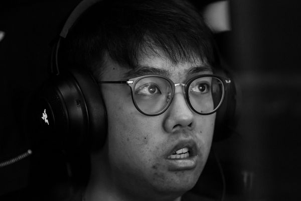 Somnus считает LaNm лучшим тренером для Azure Ray после xiao8