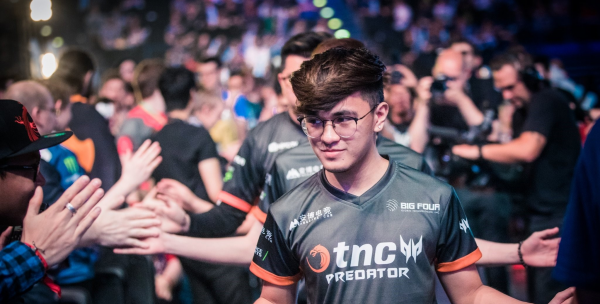 Entity укомплектовала состав