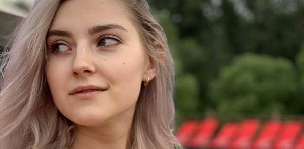 Eva Elfie: «Team Spirit победили! Eva-бафф работает, все круто!»