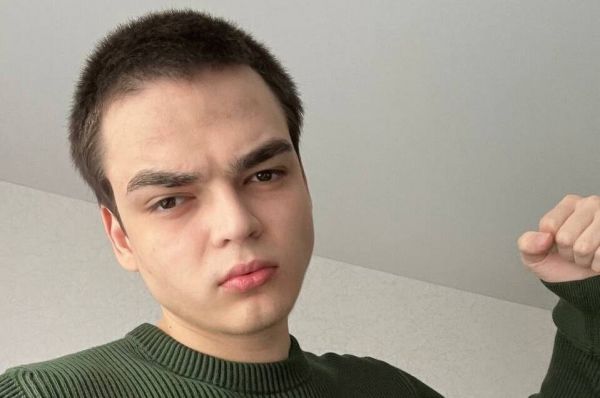 Rostislav_999 стал лучшим Dota 2 стримером по версии SLAY