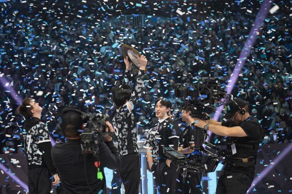 Почему Team Spirit выиграли TI12 — новый выпуск Dotascope от Maelstorm