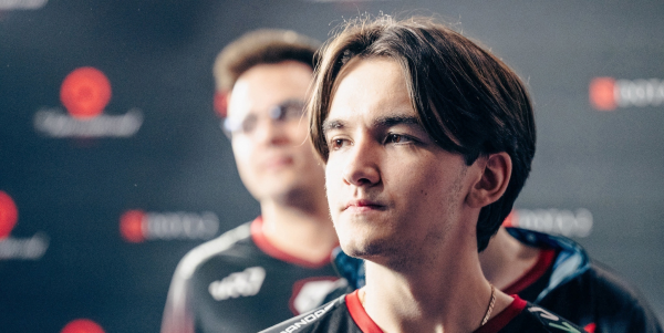 MieRo назвал лучших героев на оффлейн в текущем патче