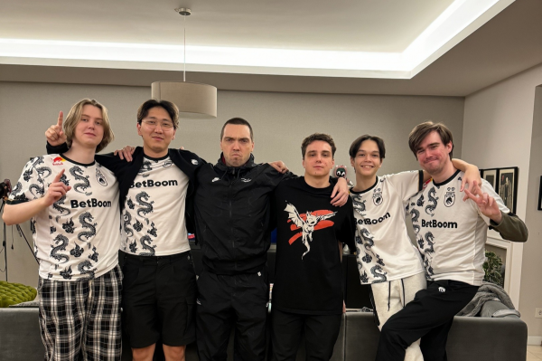 Team Spirit заняла 3-е место на DreamLeague Season 24. Team Falcons вышла в гранд-финал