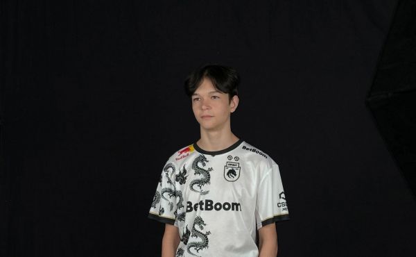 Satanic достиг 16 000 MMR