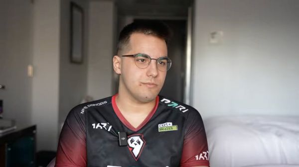 DM: «Как будто разработчикам уже *** на Dota 2»